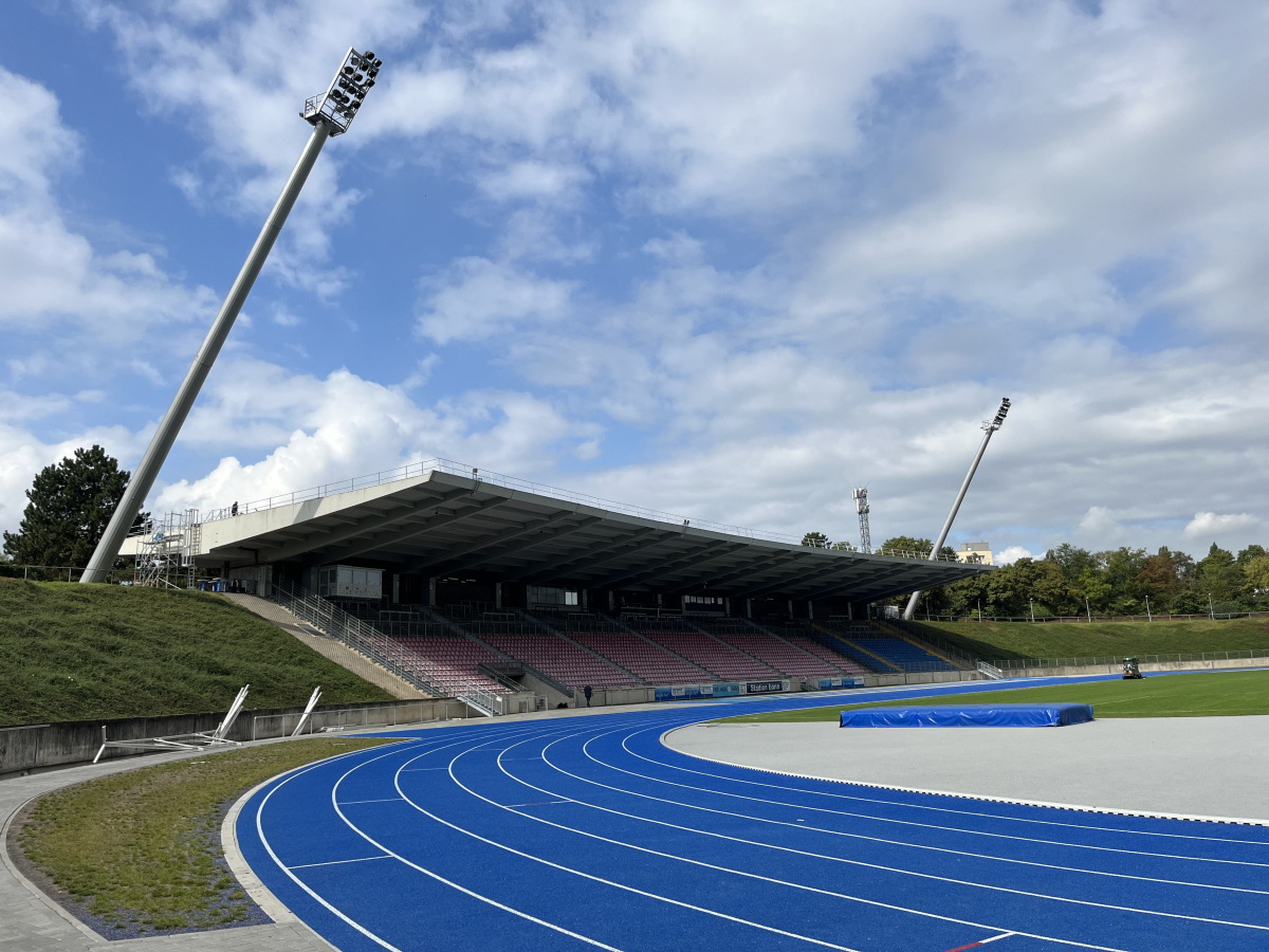 Solarboost für Bonner Sportpark - BundesBauBlatt | BBB ...
